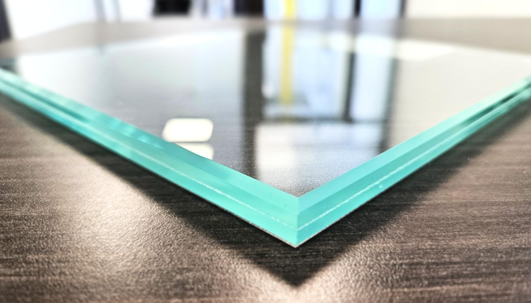 CLEAR FLUTES (1/2″ REEDED) - Canadian Architectural Glass